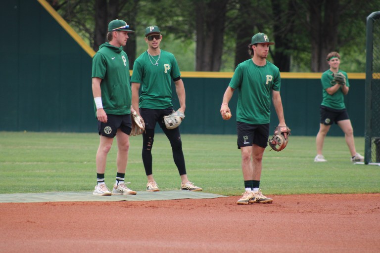 Photo Story: Nathan Mix, pregame rituals – Piedmont Photojournalists